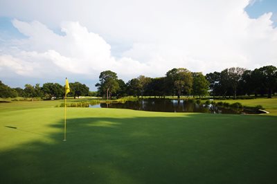 Oakbourne Country Club - Clubhouse